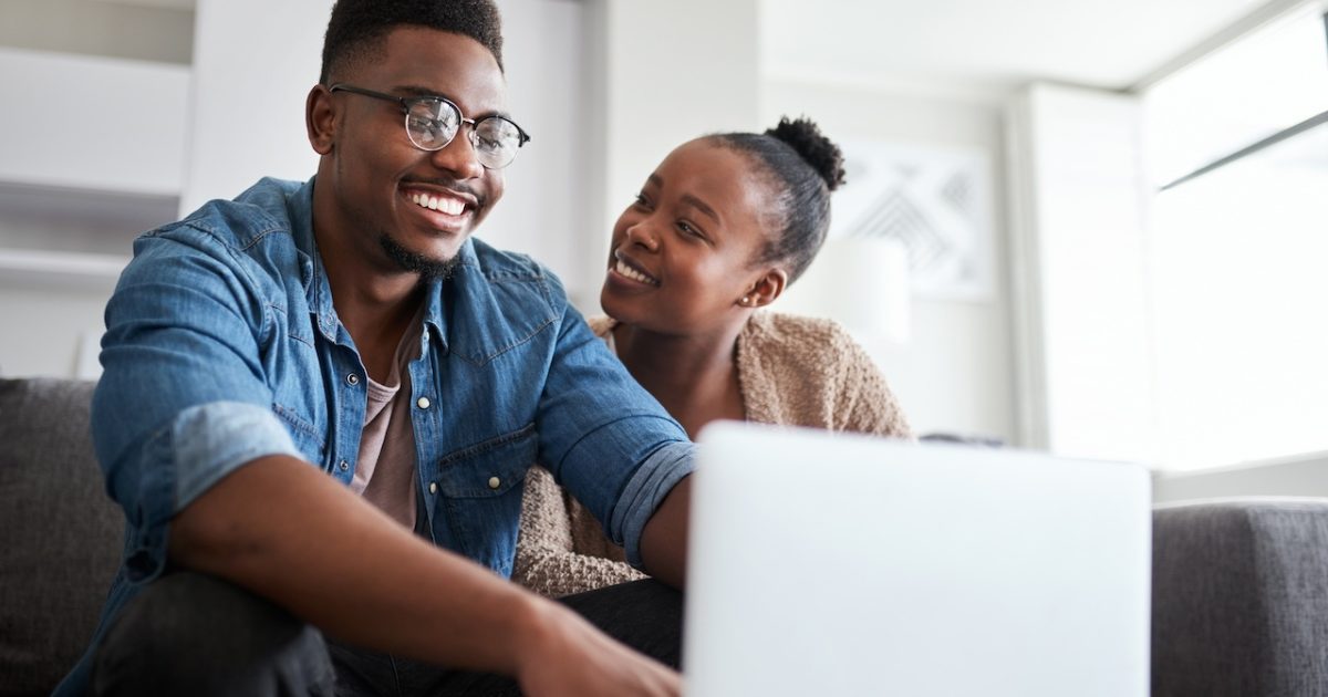 Living A Military Spouse Life: How to Adjust + What to Expect